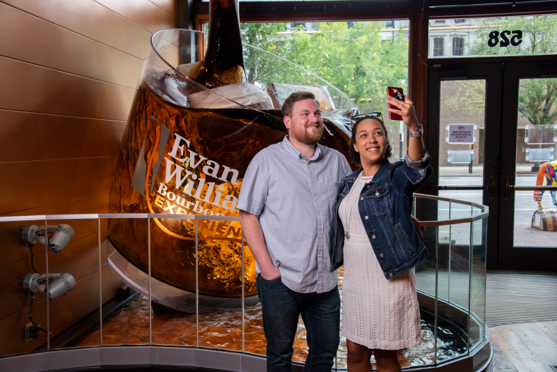 evan williams bourbon experience
