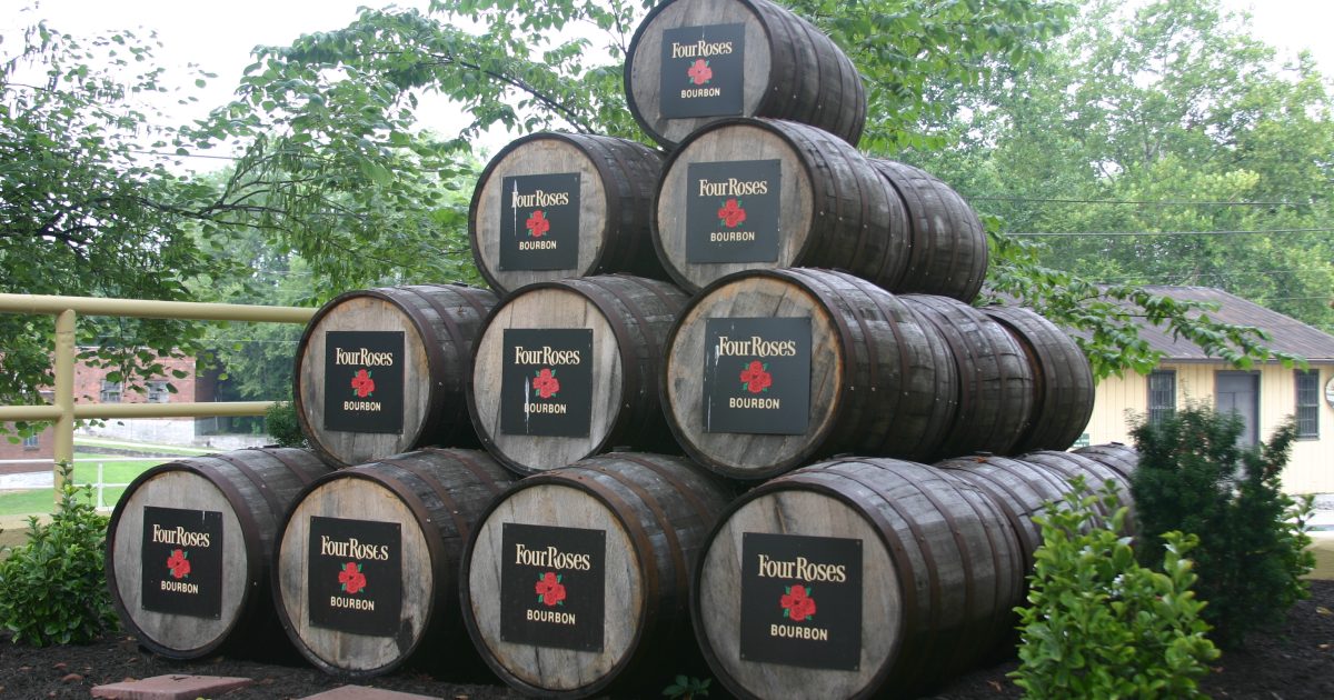 15 Best Bourbon Distilleries for Whiskey Lovers | Bourbon Country
